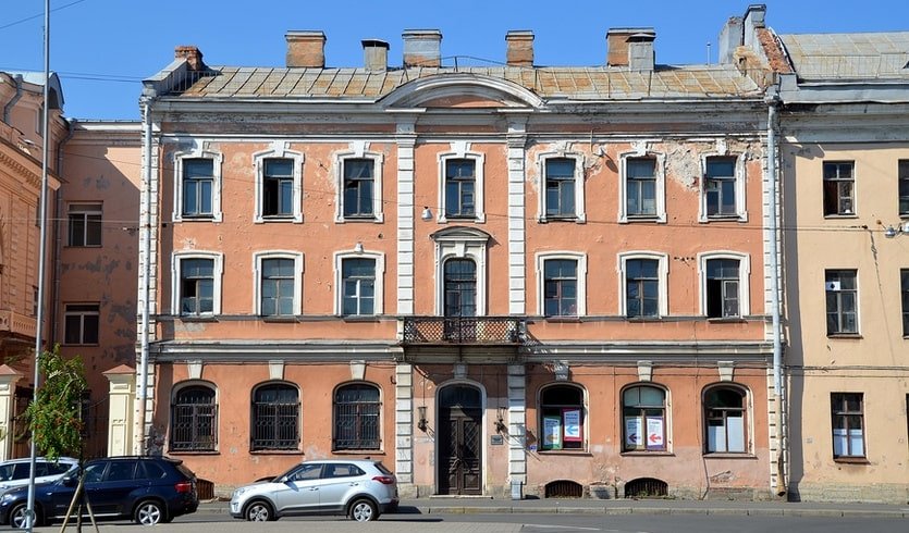 Пешеходная экскурсия от 2-й до 5-линии Васильевского острова